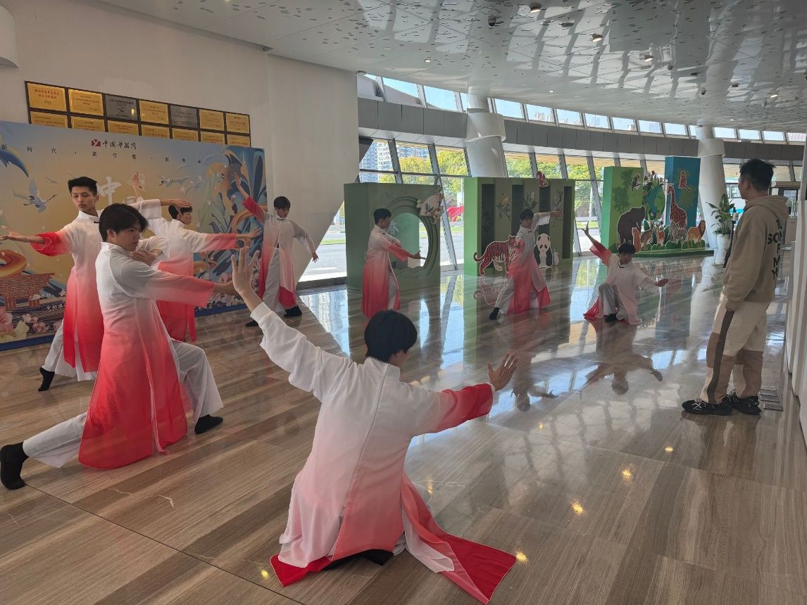 Embracing Tradition: SUS Students Perform at China Huafu Week ...